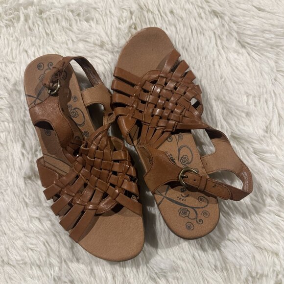 BareTraps | Shoes | Bare Traps Womens Jabber Sandals 65 Leather Boho ...